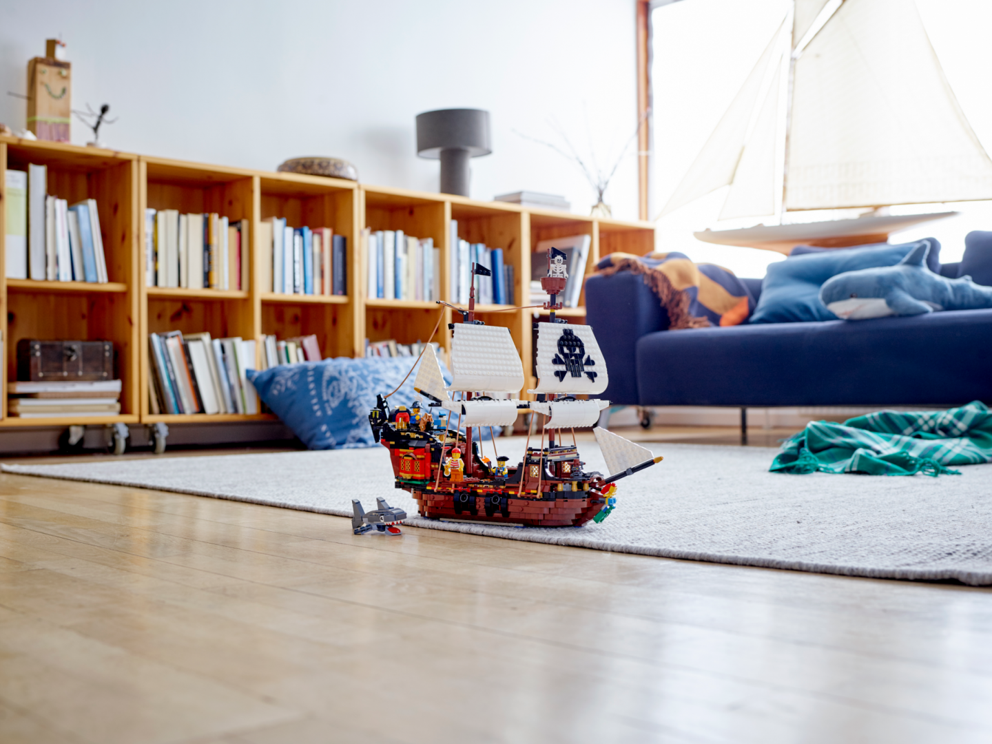 Joc set de constructie LEGO® Creator® - Corabie de pirati LEGO31109 ...